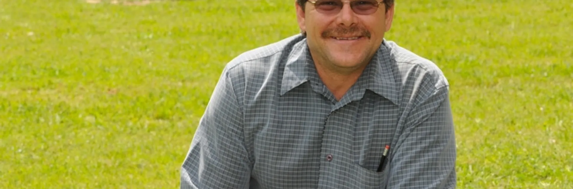 Bee-Lieving in the Bees | UC Agriculture and Natural Resources